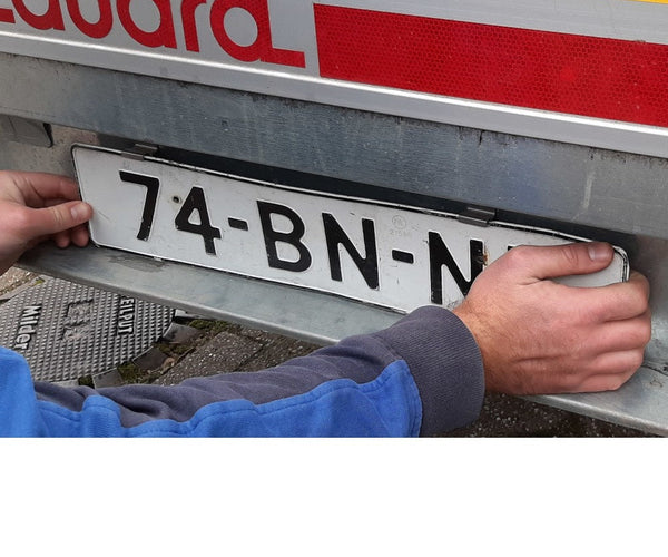 Welke kentekenplaat heeft de aanhanger? – Aanhangwagendirect